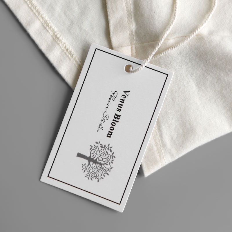 China Clothing Hang Tag